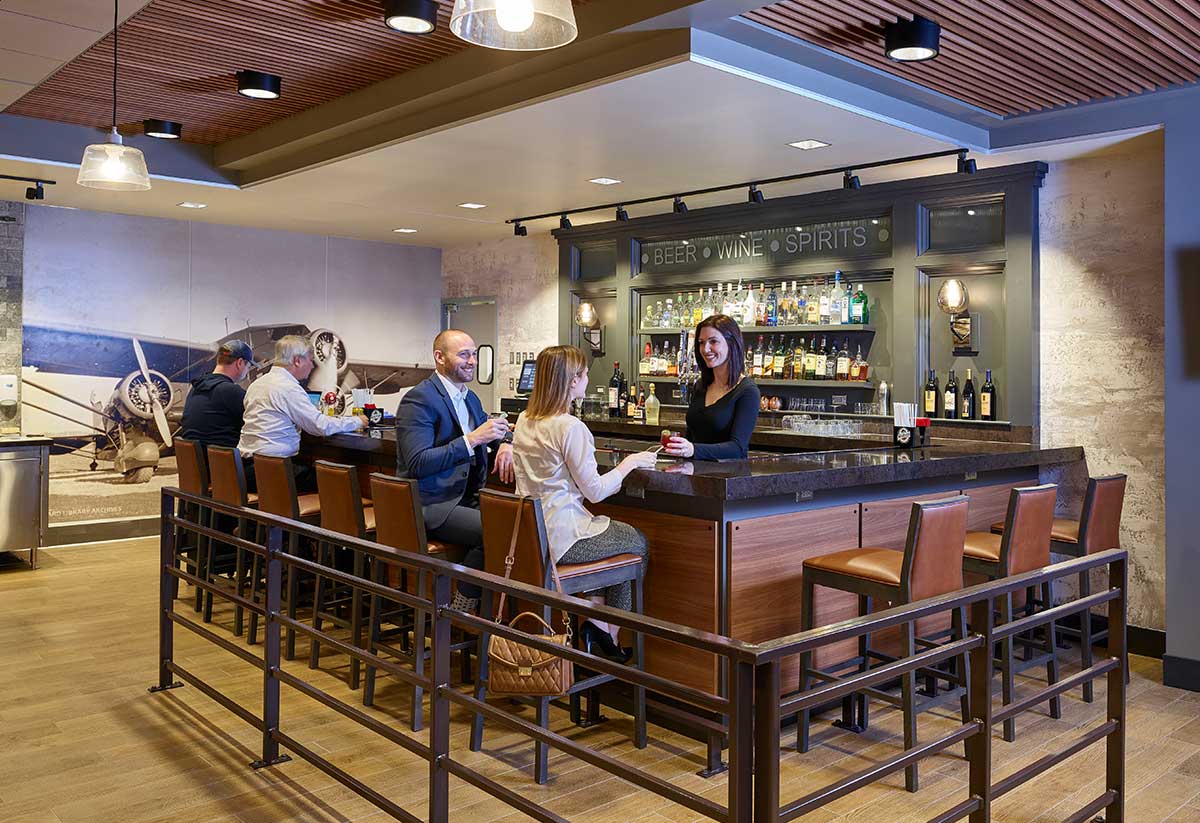 Terminal & Amenities | Evansville Regional Airport.